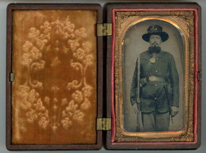 Civil War Half Plate Tintype Of Soldiers With Pistols Auction