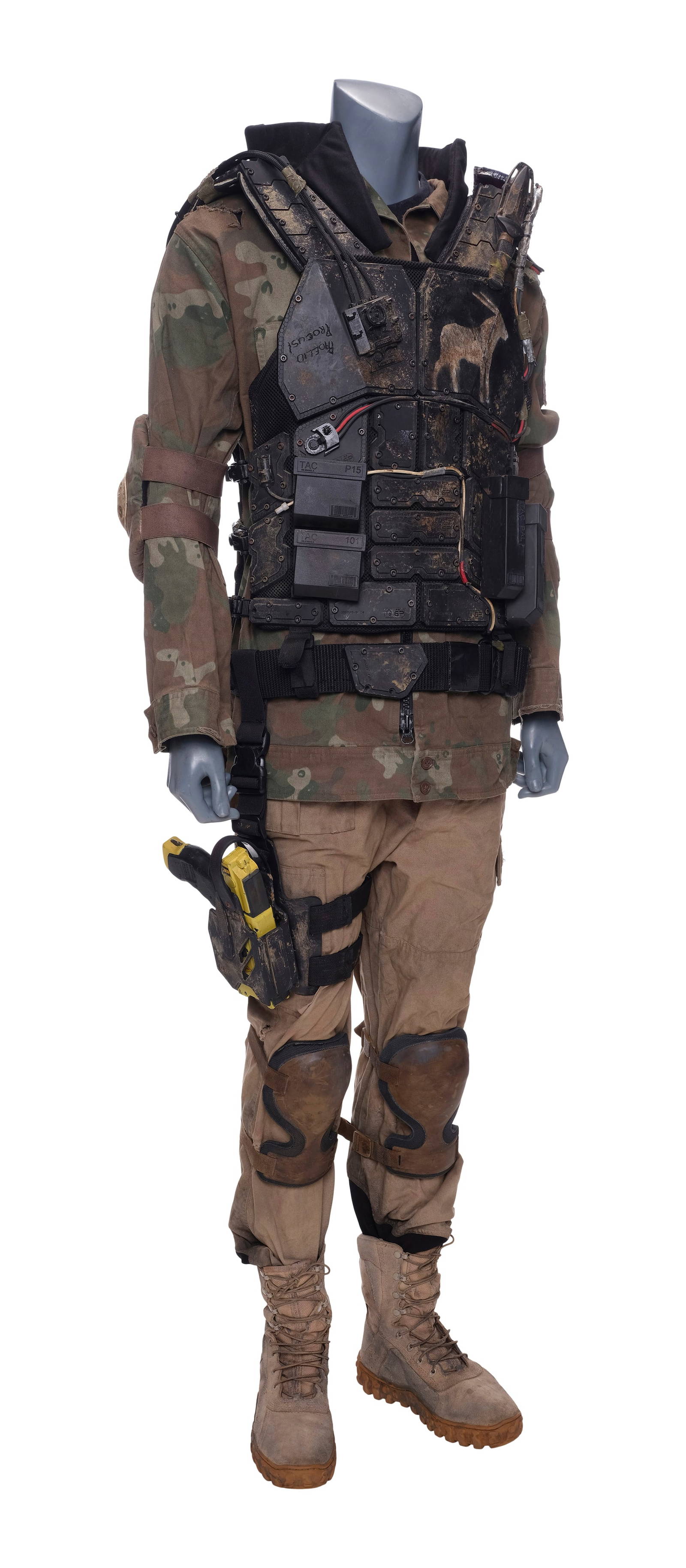 Elysium (2013) - Drake's (brandon Auret) Costume Auction