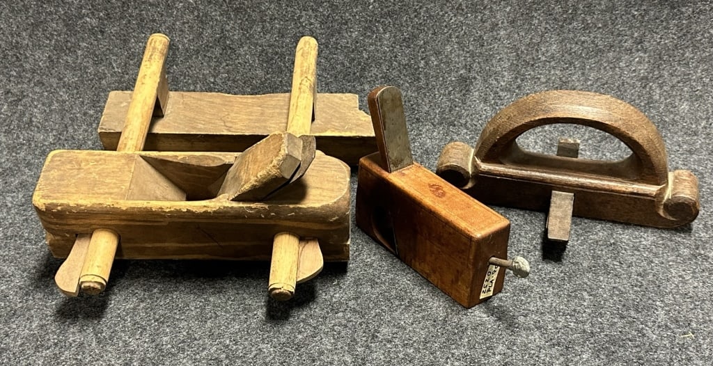 Lot Of 3 Antique Tools: Outrigger & Ornate Maple Block Plane & Inlay ...