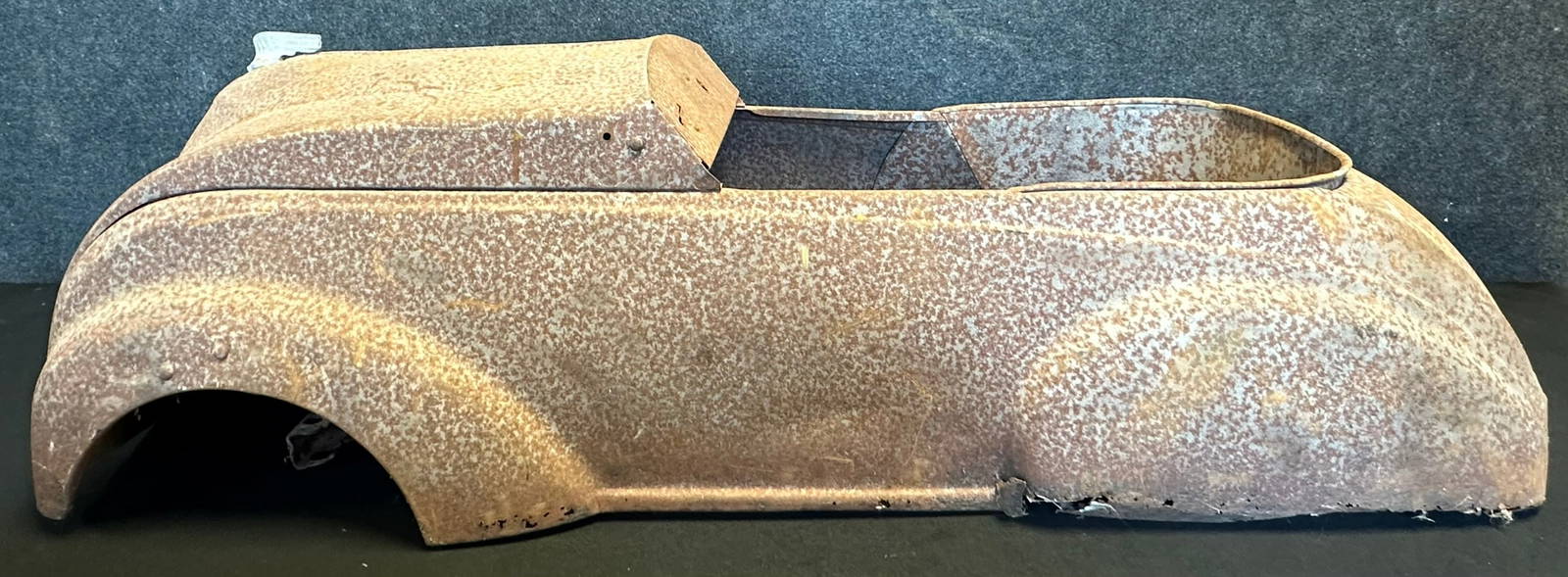 Ca. 1930s Chrysler Pedal Car Body Auction