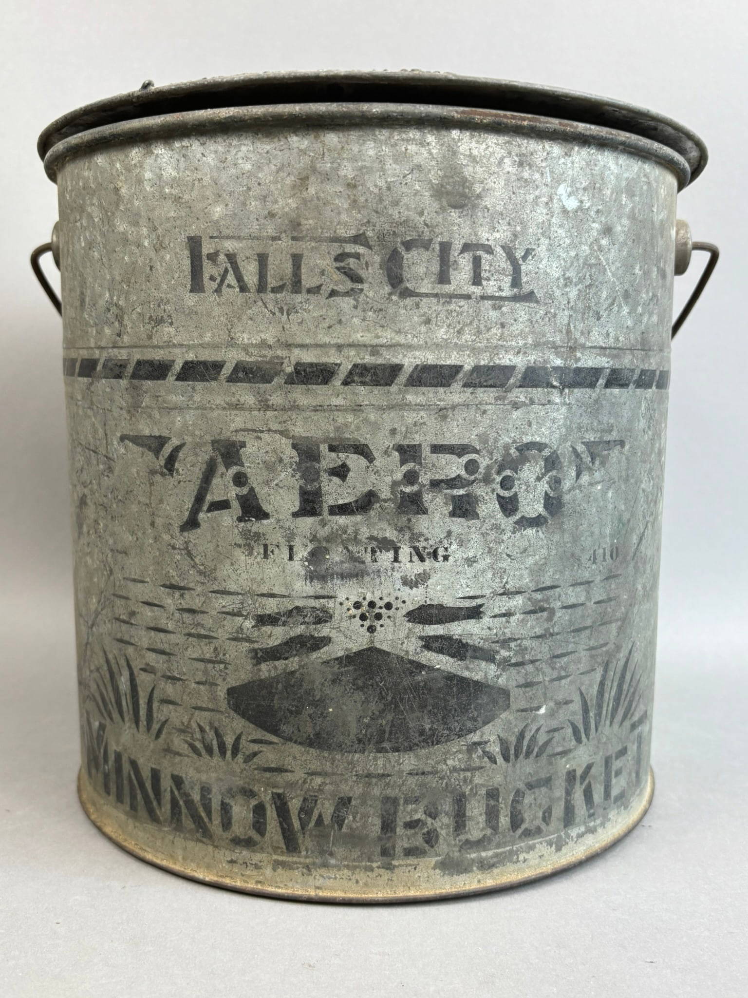 Antique 1900s Falls City Aero Floating Minnow Bucket Auction