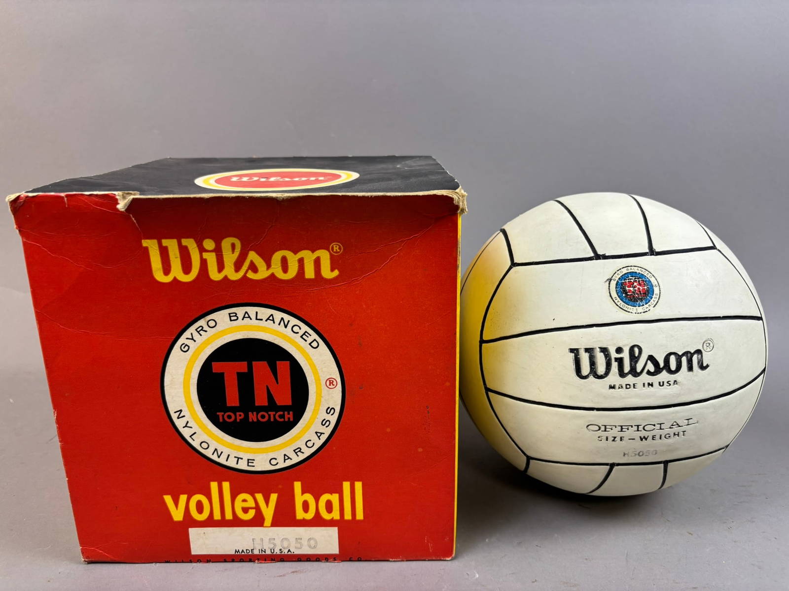 Wilson 1960s Gyro Balanced Top Notch Volleyball W/ Original Box Auction