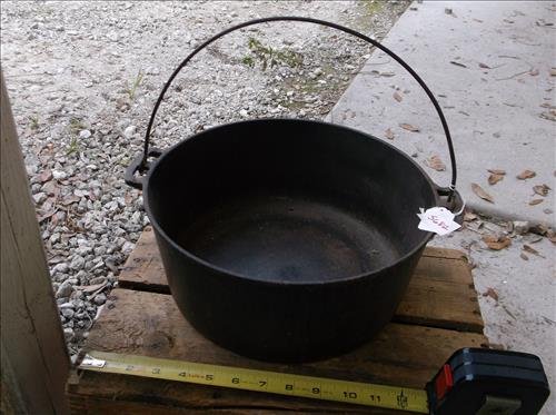 Big Wagner Cast Iron 10 Stew/cooking Pot 12"diam