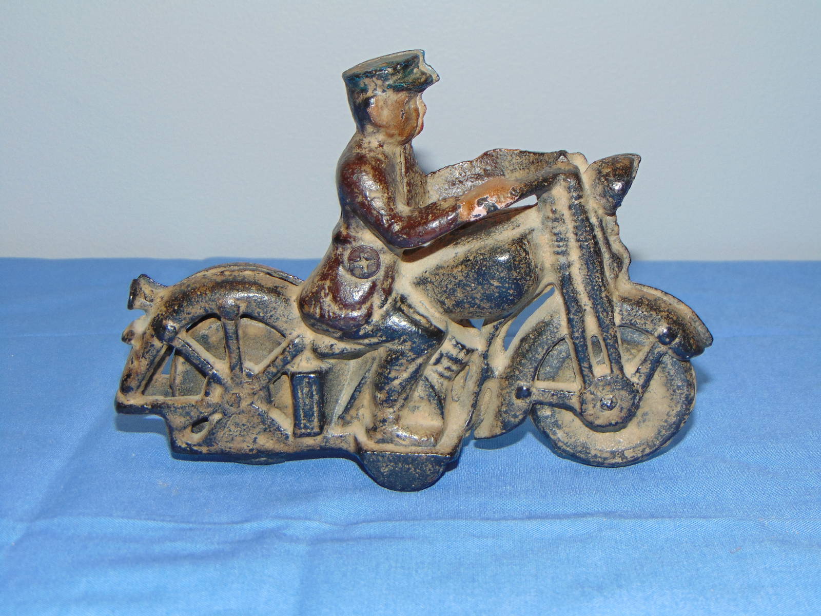 Original Antique Cast Iron Toy, Motorcycle Auction