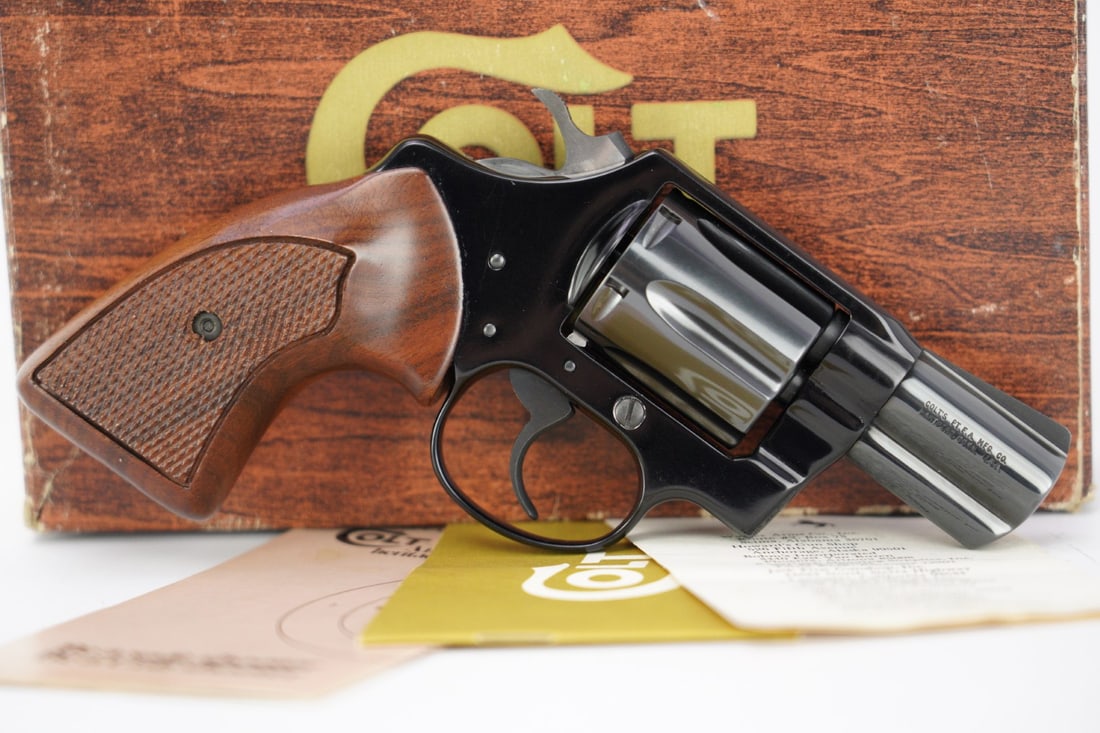 Colt Cobra .38 Special 2" Double Action Revolver & Box, Model D3425 Auction
