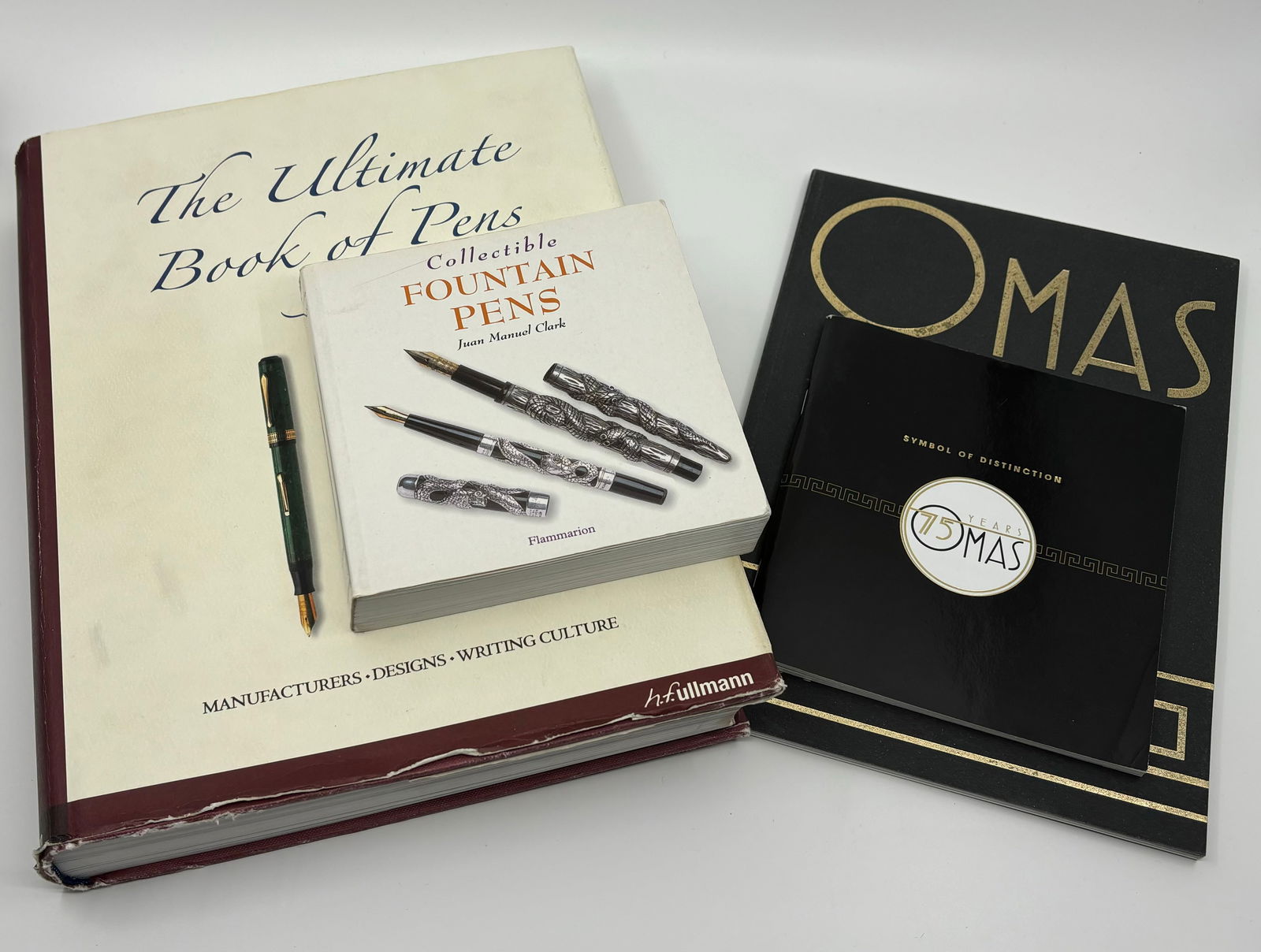 Two Omas Catalogs & Two Fountain Pen Books (4) Auction