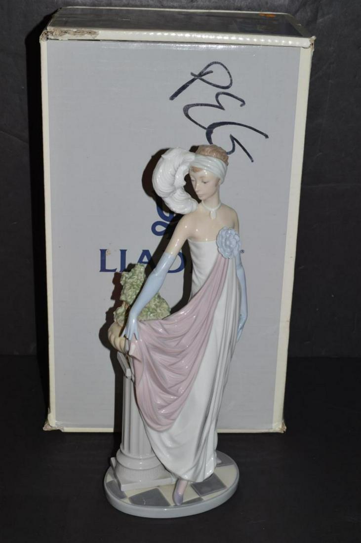 Artist Signed Lladro "Socialite of the 20's" #5283 - May 30, 2020 ...