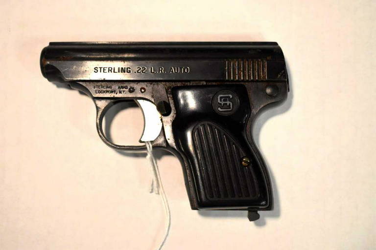 Sterling Model 302 Semi Automatic Pistol .22lr - Jun 11, 2022 ...