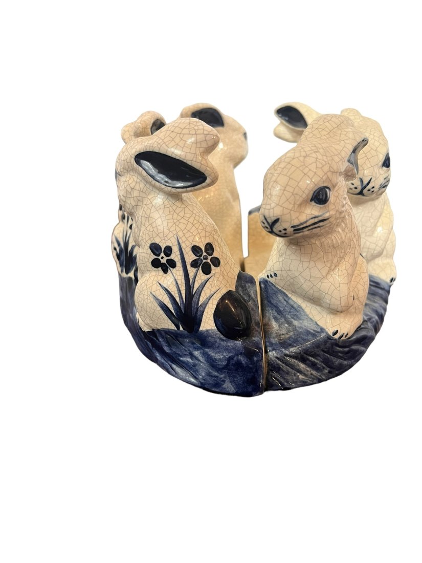 Dedham Pottery Bunny Ring Potting Shed Auction