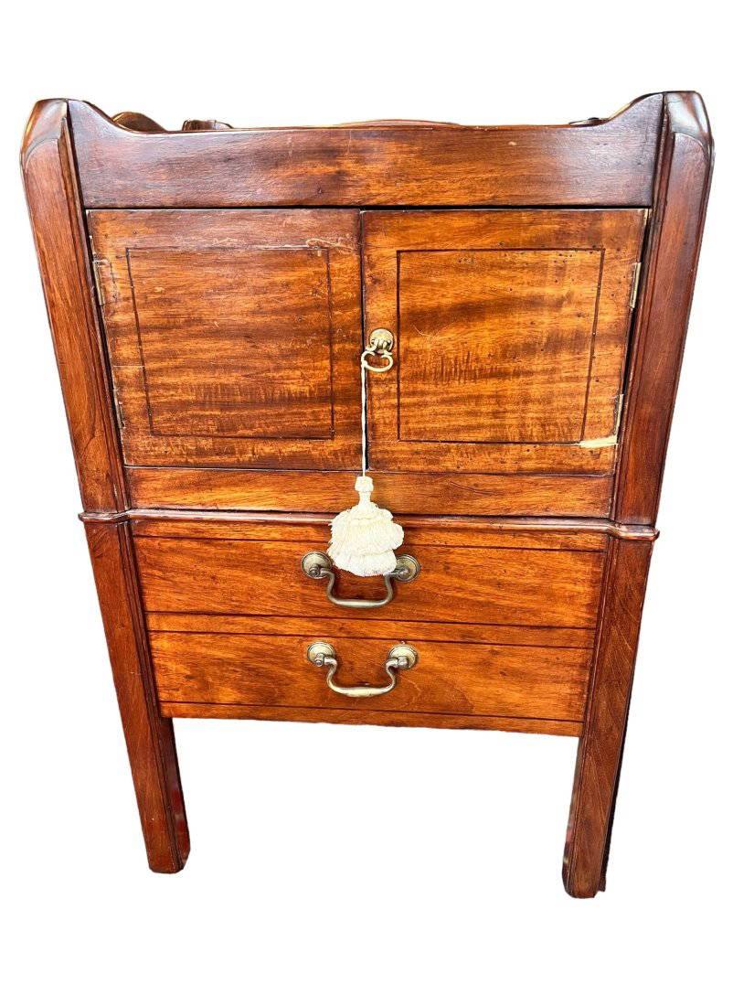 George Iii Mahogany Lancashire English Commode Late 18th Century Auction
