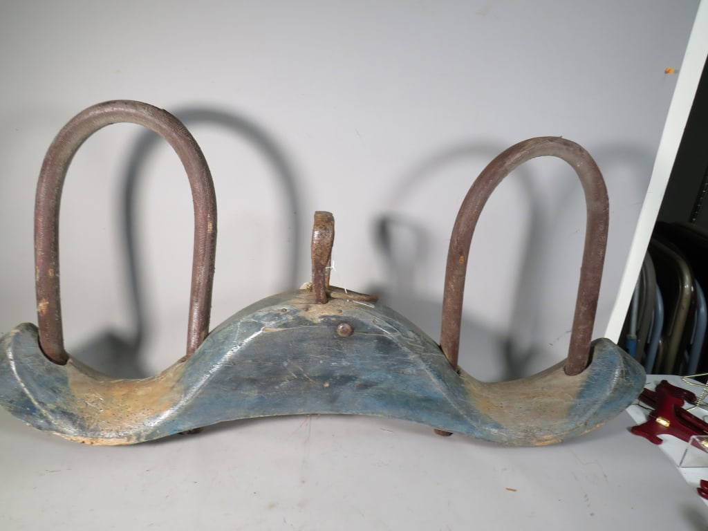 Double Ox Yoke Auction