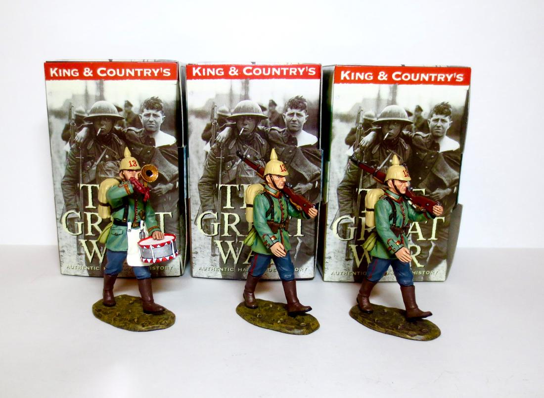 King & Country Prussian Bugler & Infantry