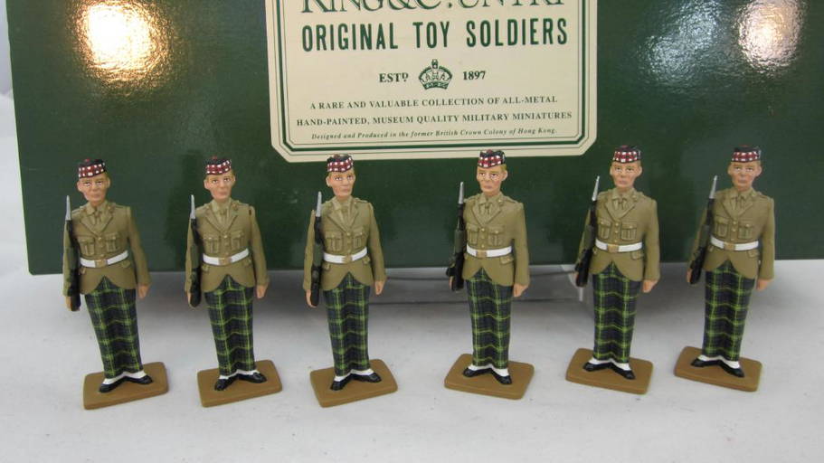 King & Country Ghgd Gordons At Attention