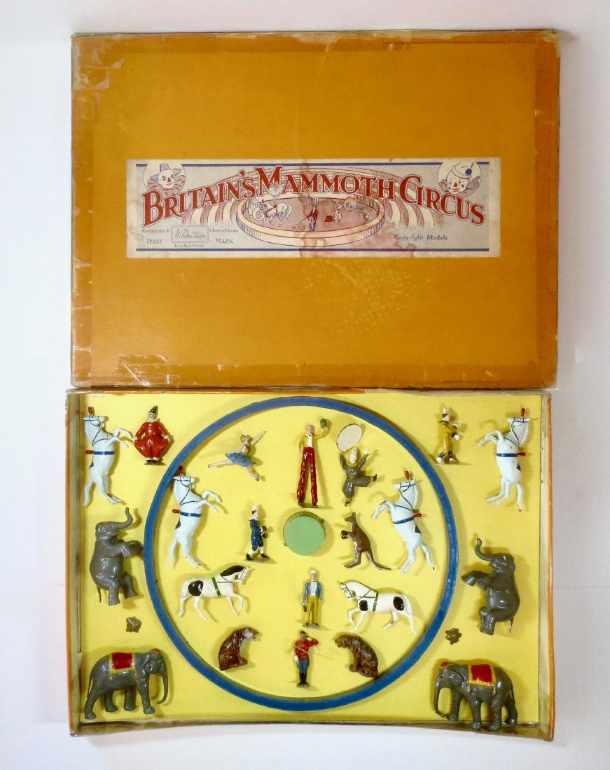 Britains Mammoth Circus Set #1539