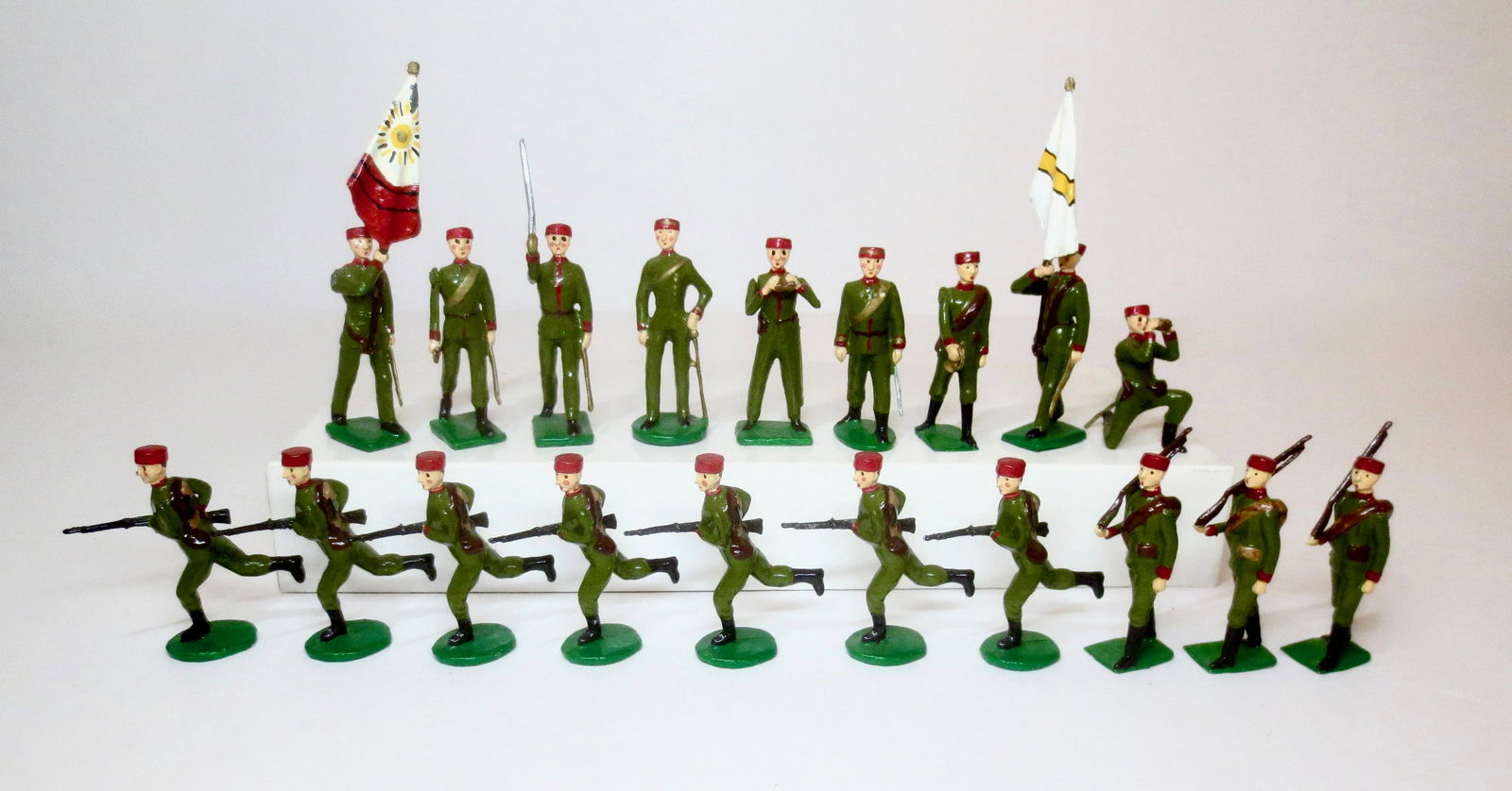 Solid Cast Communist Army Display Set - Oct 13, 2019 | Old Toy Soldier ...