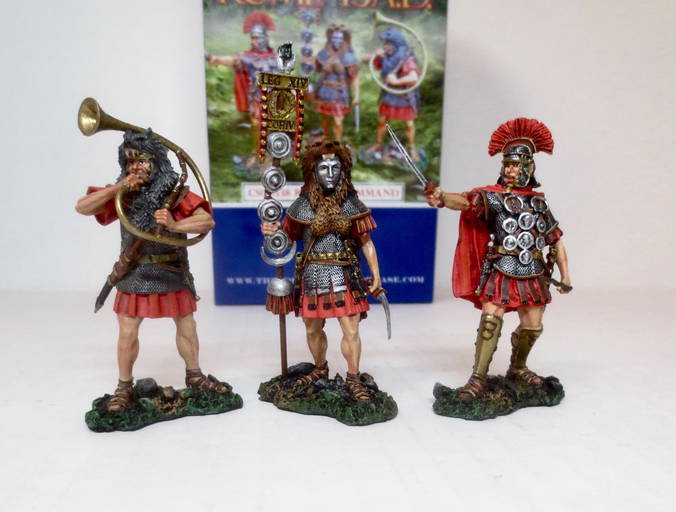 Collectors Showcase #cs00538 Roman Command