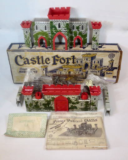 Marx #4706 Prince Valiant Castle Fort - Sep 17, 2021 | Old Toy Soldier ...