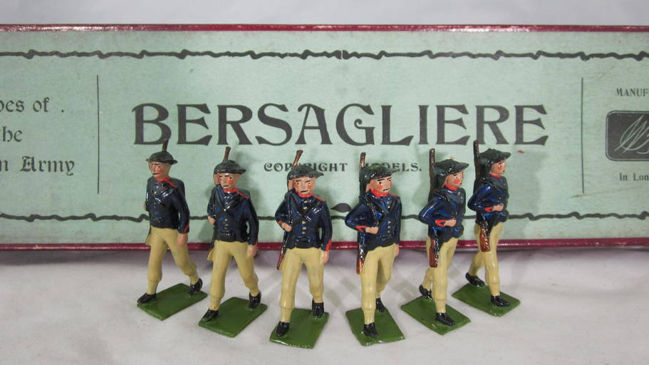 Britains Set #169 Italian Bersaglieri. - Feb 05, 2022 | Old Toy Soldier Auctions USA in PA