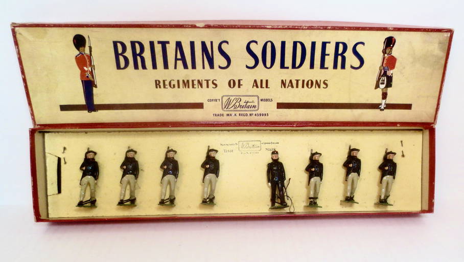 Britains #169 Italian Bersaglieri - Aug 26, 2022 | Old Toy Soldier Auctions USA in PA