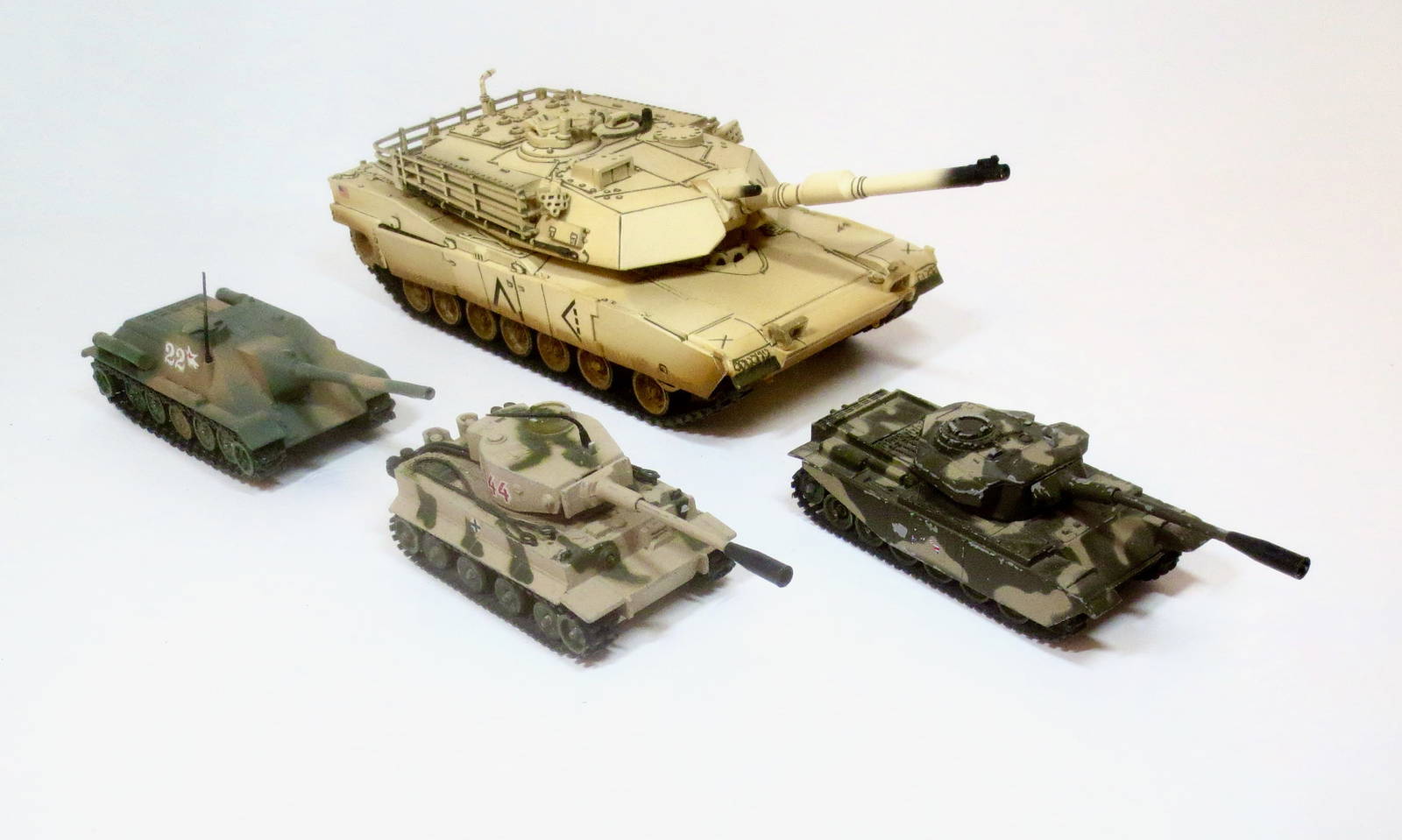Assorted Diecast Model Tanks Auction