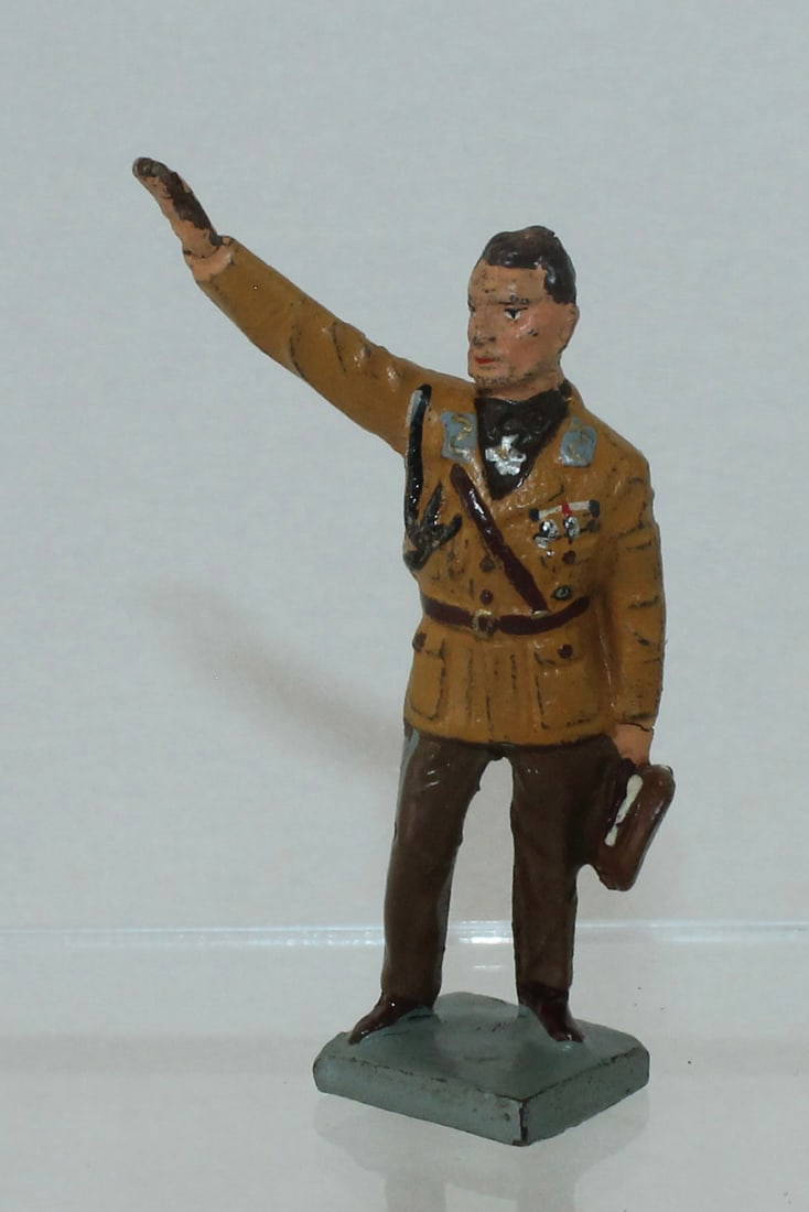 Lineol Goering In Party Uniform Saluting Auction