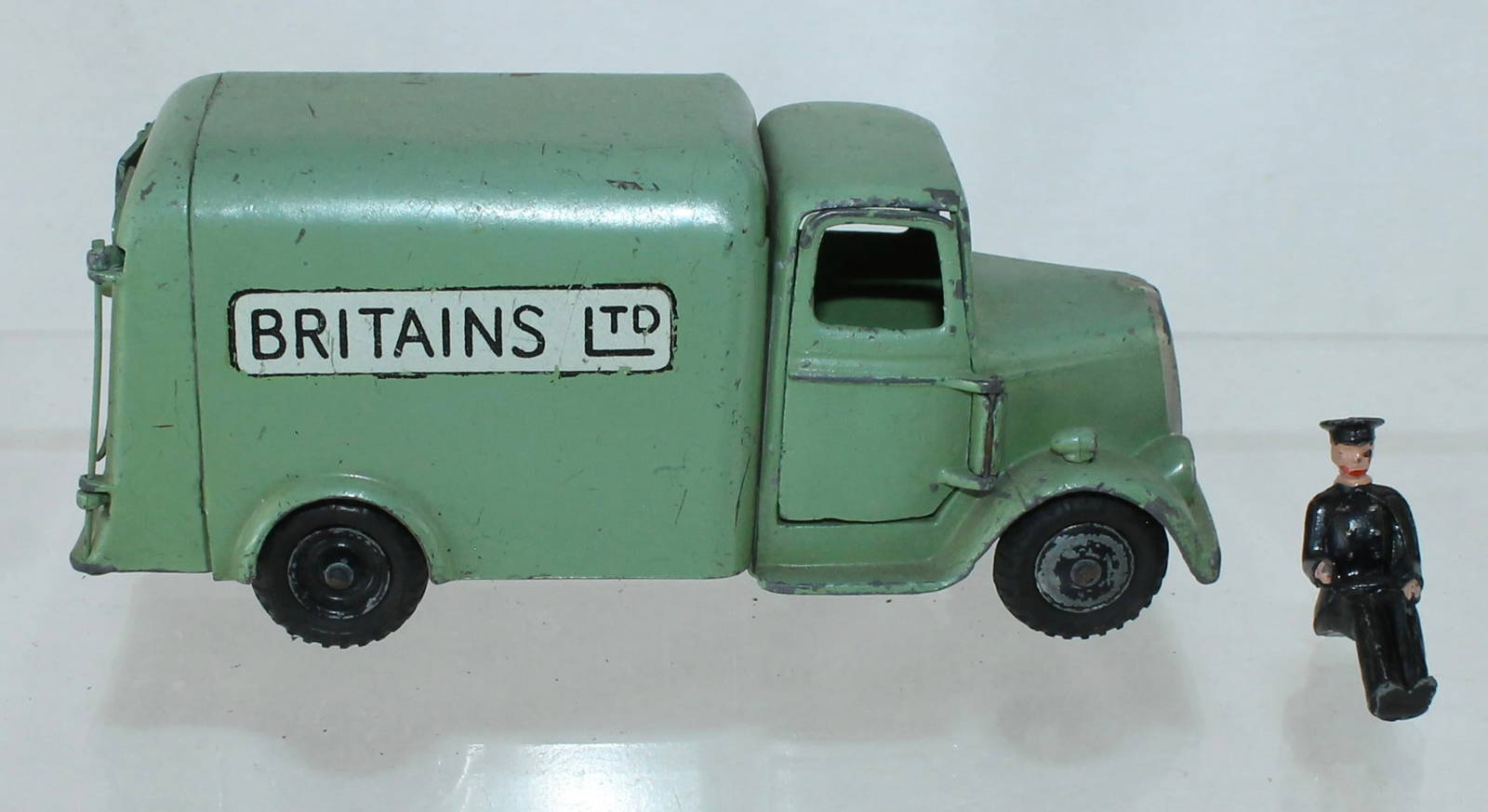 Britains Set 2024 Light Goods Van With Driver Auction