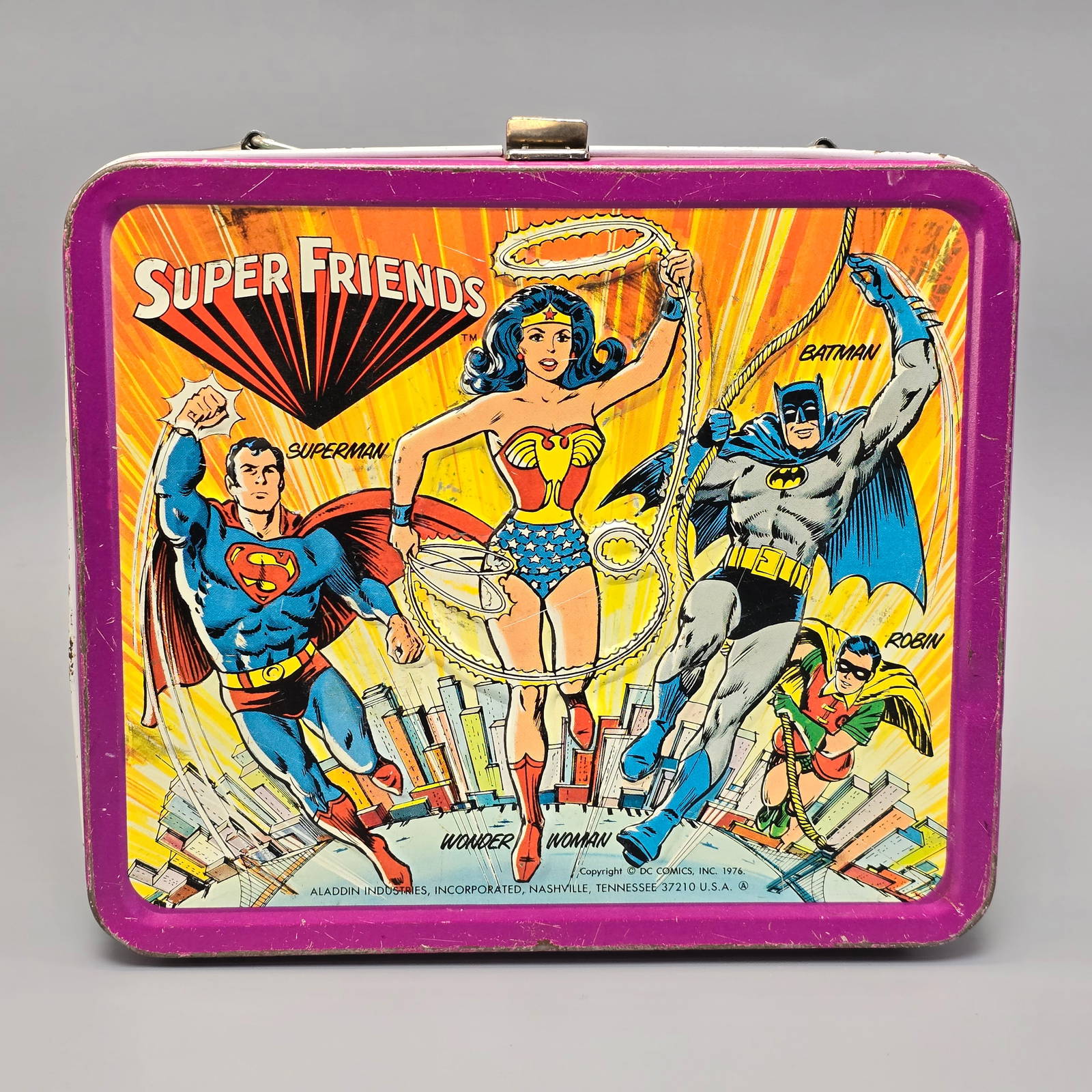 Vintage 1976 Dc Comics Super Friends Lunch Box Auction