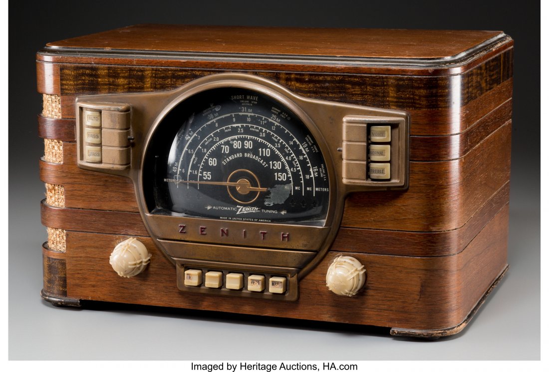 62017: A Zenith Model 7S529 Shortwave International and