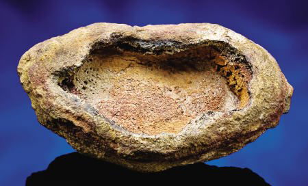 41073: INDIAN "PAINT" POT