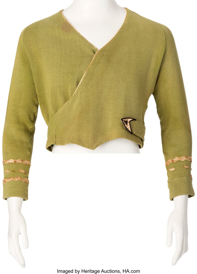 89192: William Shatner "captain Kirk" Wraparound Tunic