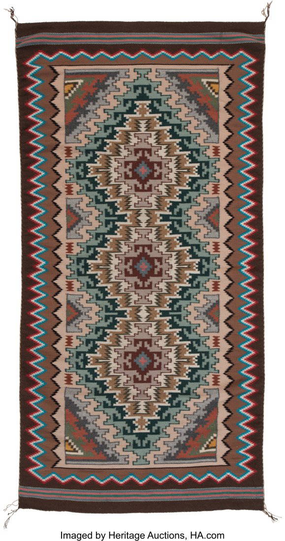 70528: A Contemporary Navajo Regional Rug Burntwater - Auction
