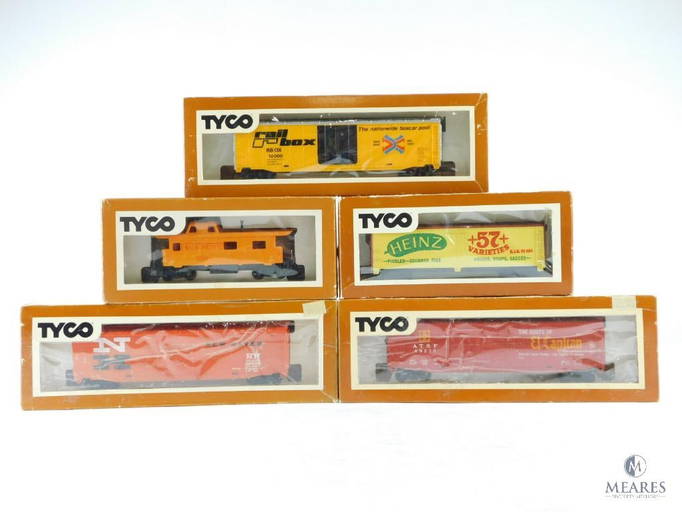 Five Tyco Ho Scale Trains