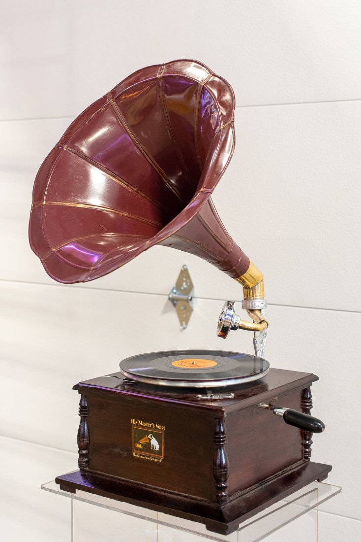 Rca Victor Gramaphone -replica Auction