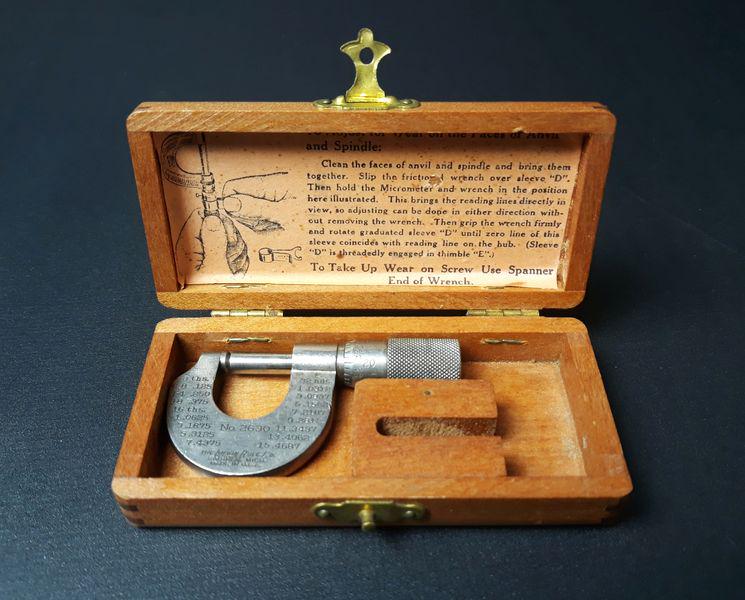 Lufkin 2630 Micrometer