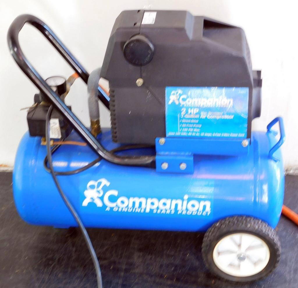 Companion 2hp 7 Gallon Air Compressor Auction