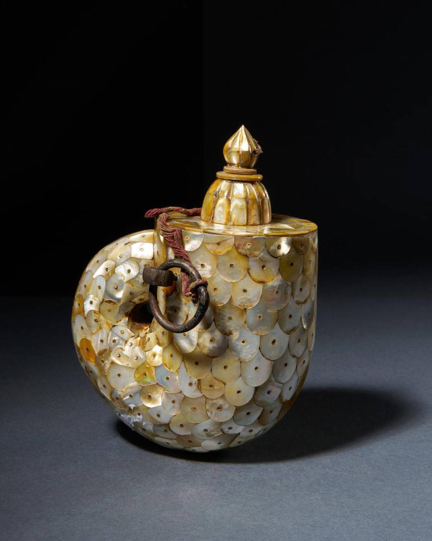 A Mother Of Pearl Goa Powder Flask, Gujarat, Western India, 18th/19th ...