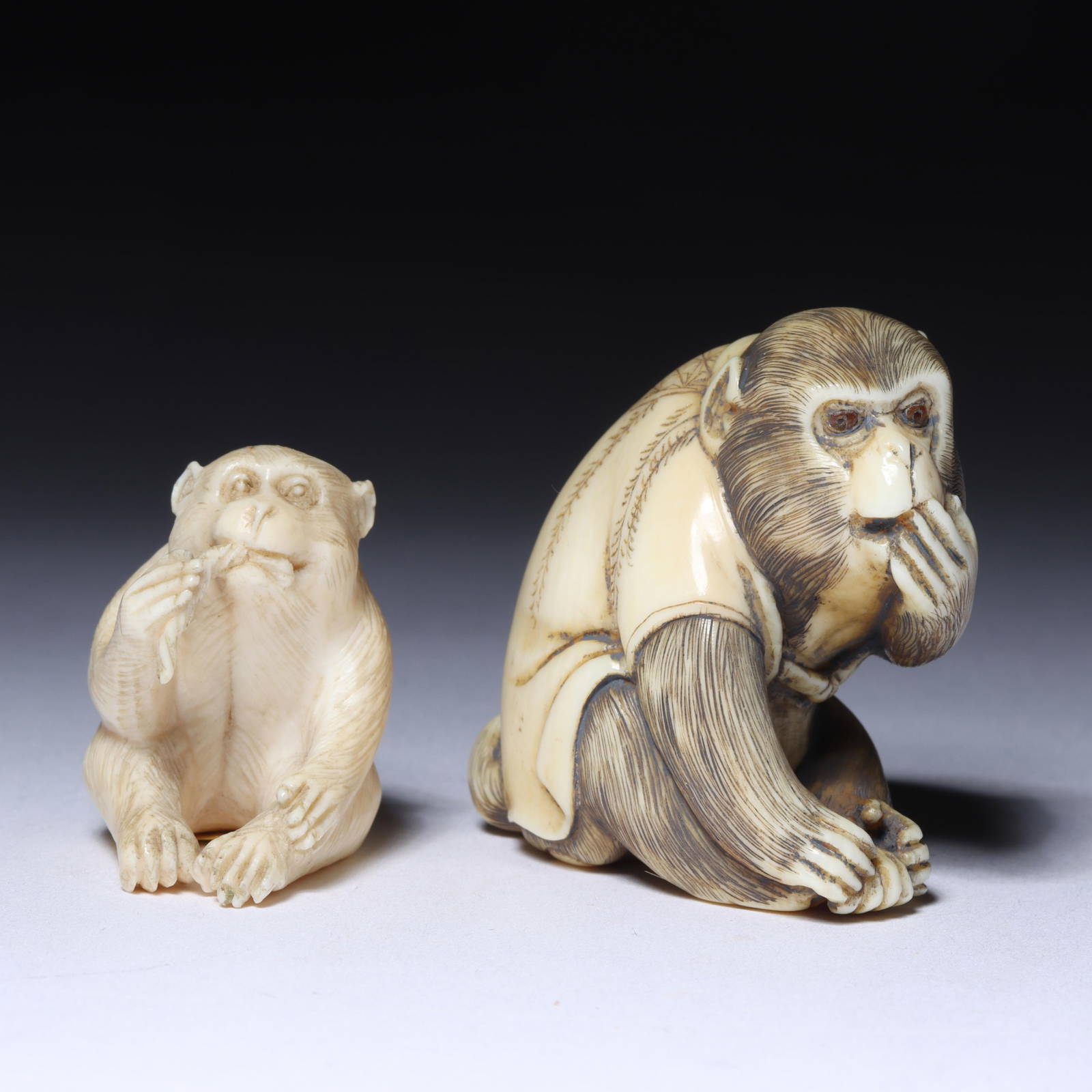Japanese Carved Animal Netsuke 2pc Monkey Group: Monkey Eating Banana ...