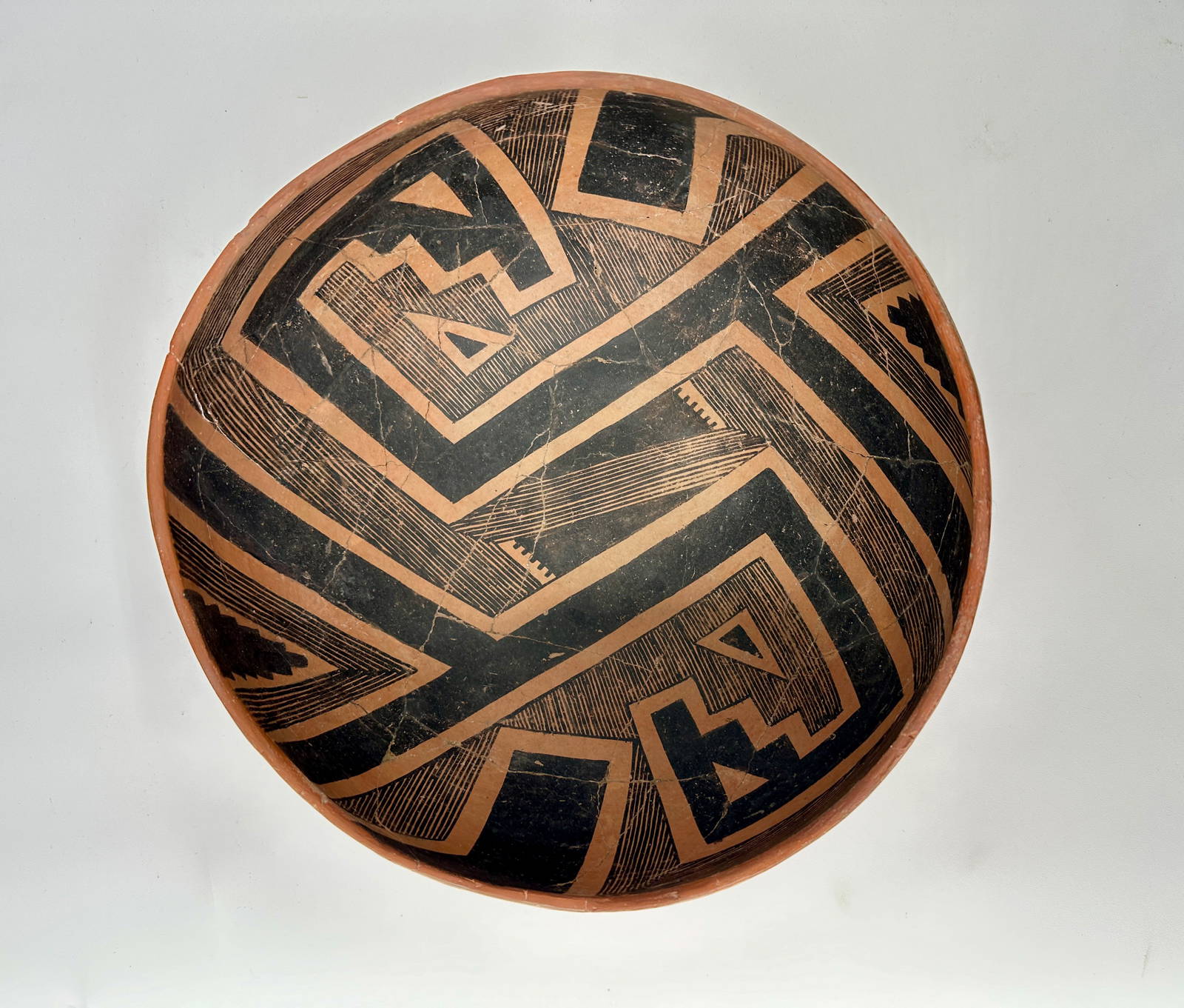 Anasazi Pinto Polychrome Pot. Auction