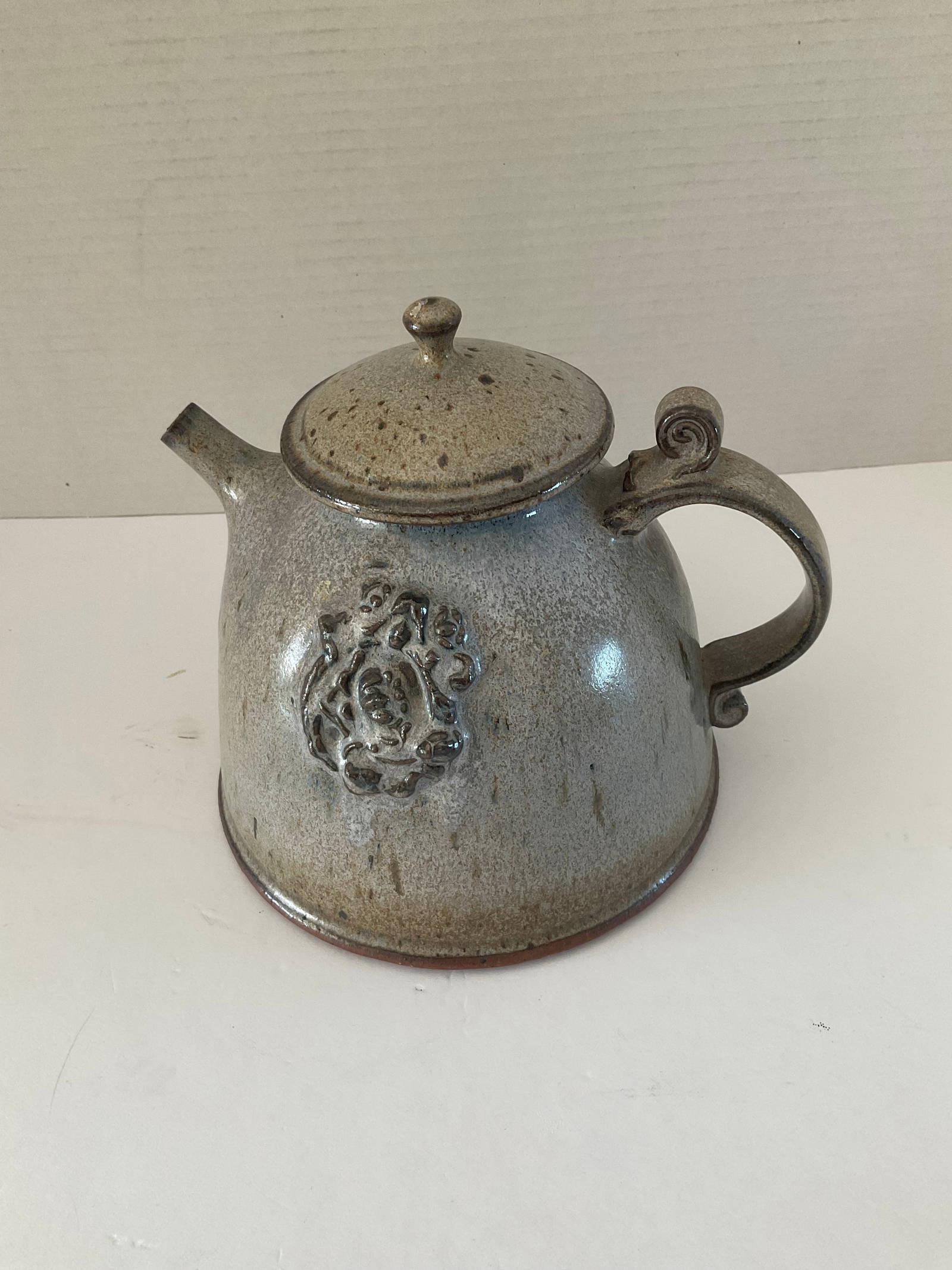 Rare Hand Thrown Pottery Teapot Signed Batz (david) To The Base Auction