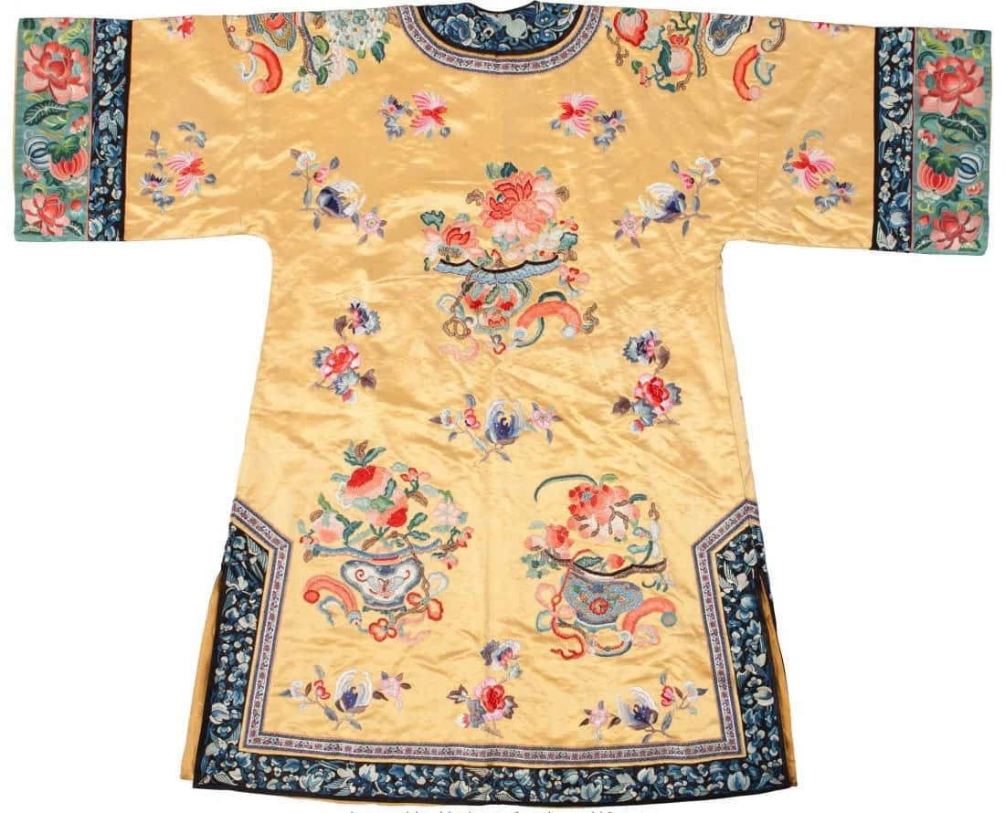 A Chinese Embroidered Yellow Silk Robe Auction