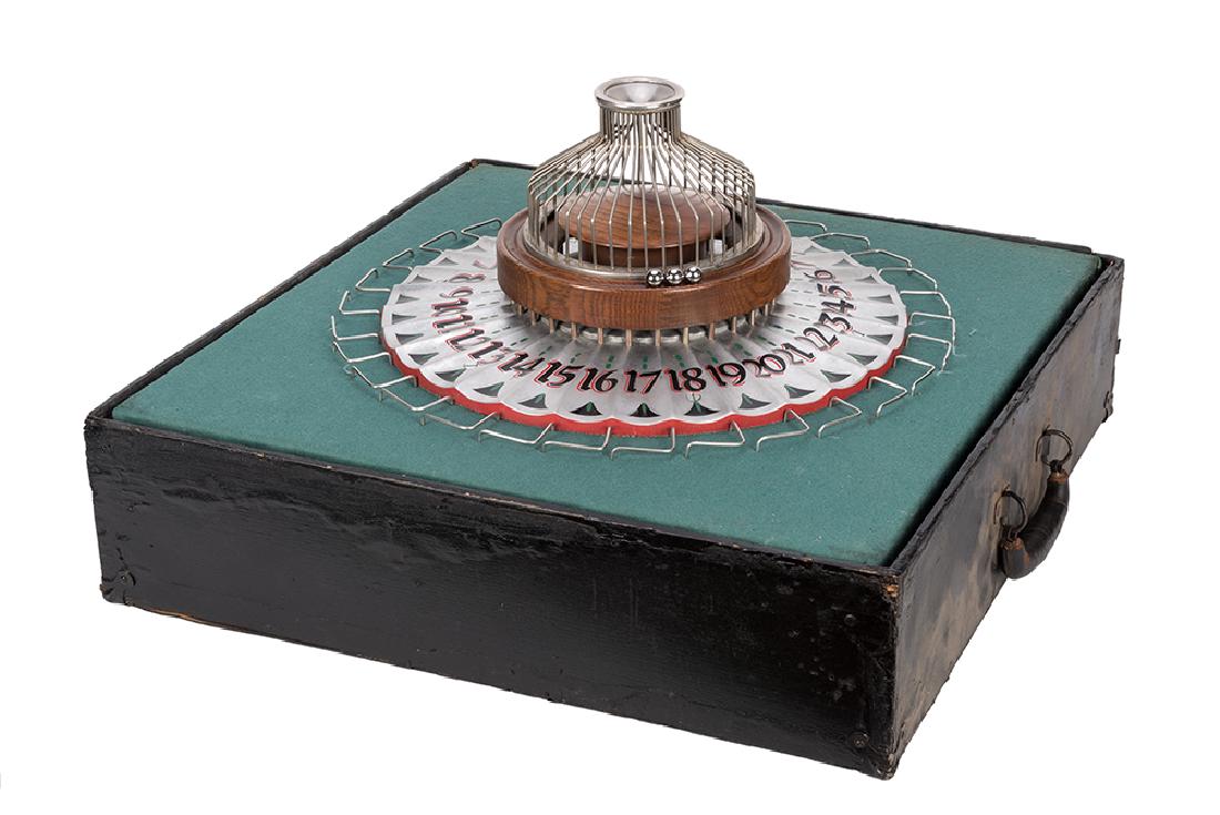 Gaffed “bee Hive” Game In Original Case.