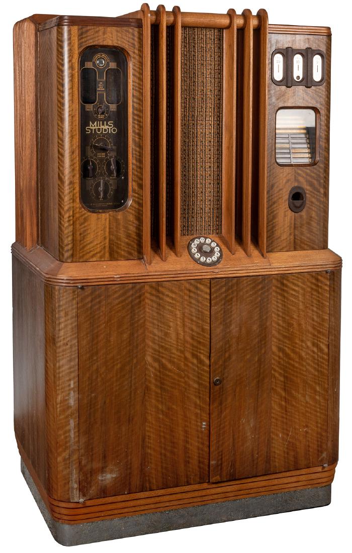 Mills 1930s "studio" Jukebox.