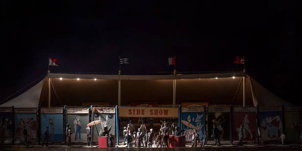 Circus Horse Tent Motorized Diorama. Miniature Recreation O...