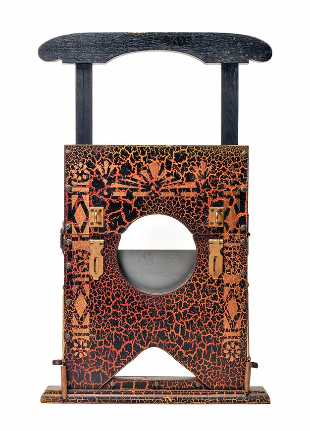 Head Guillotine (Table Model). Wallace Magic ca. 1950.