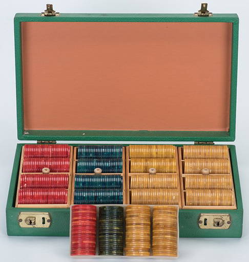 Massive Collection Of 500 Bakelite Poker Chips. Vintage