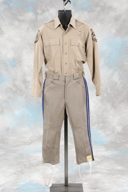 855: Erik Estrada Ponch CHP uniform shirt & pants - May 01, 2009 ...