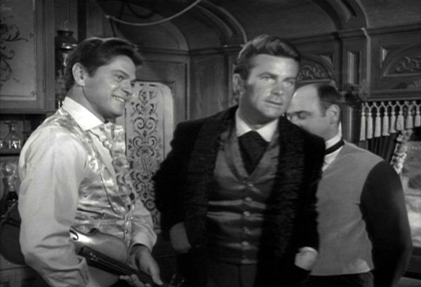 Robert Conrad smoking jacket from The Wild Wild West : Lot 665