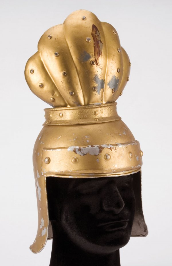 Guard helmets from Flash Gordon Conquers the Universe