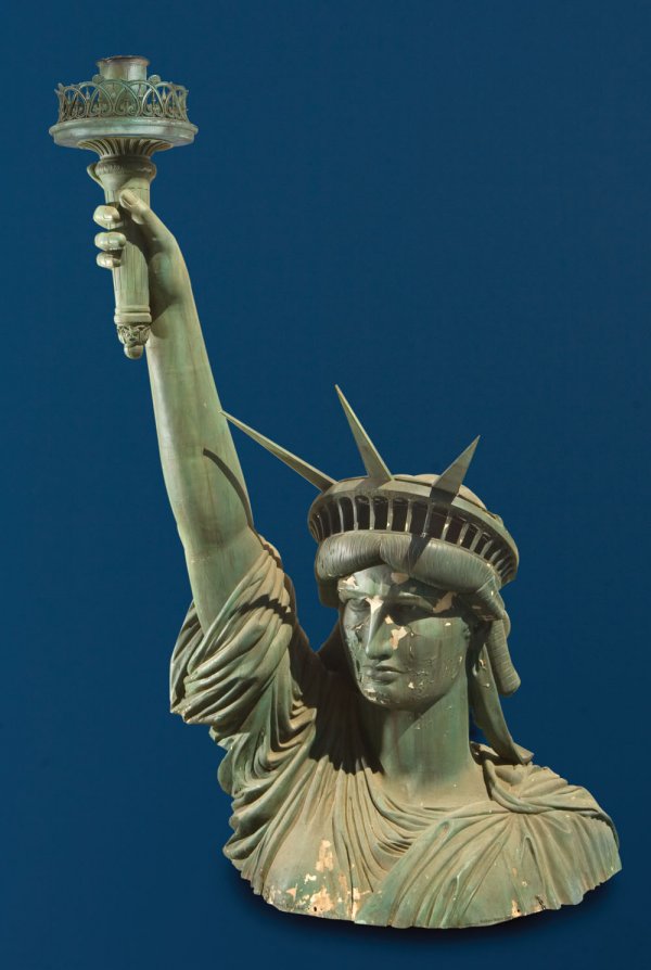 Prop Statue of Liberty bust from Ghostbusters 2 - Jun 11, 2010 ...