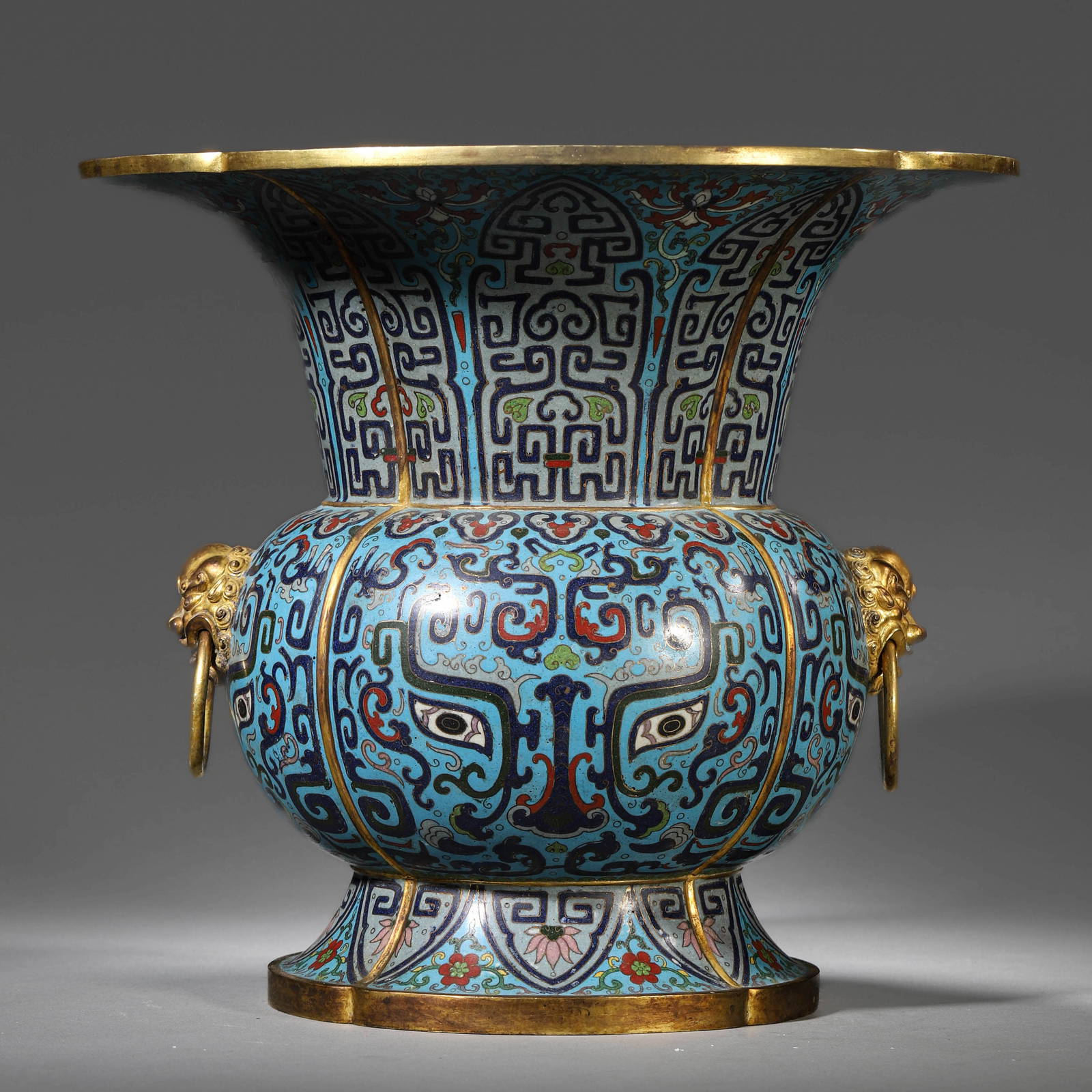 Qianlong Era Wire Drawing Enamel Beast Face Pattern Zha Dou Auction